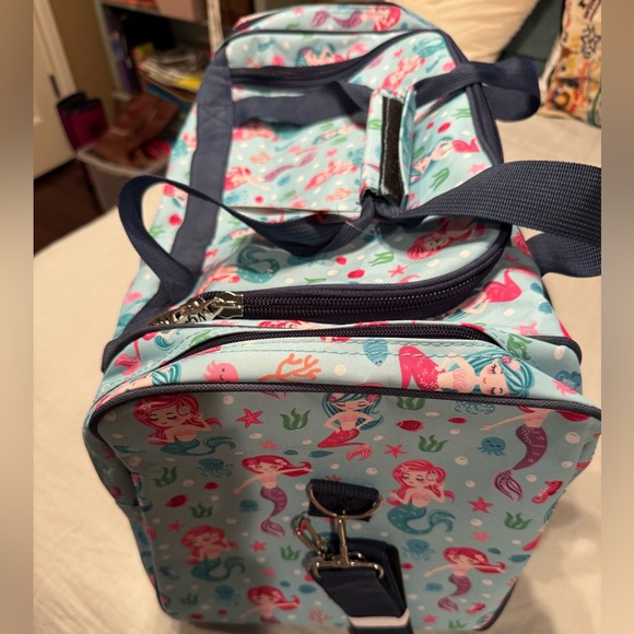 Source Unknown | Other | Nwt Mermaid Print Duffel Bag With Navy Accents ...